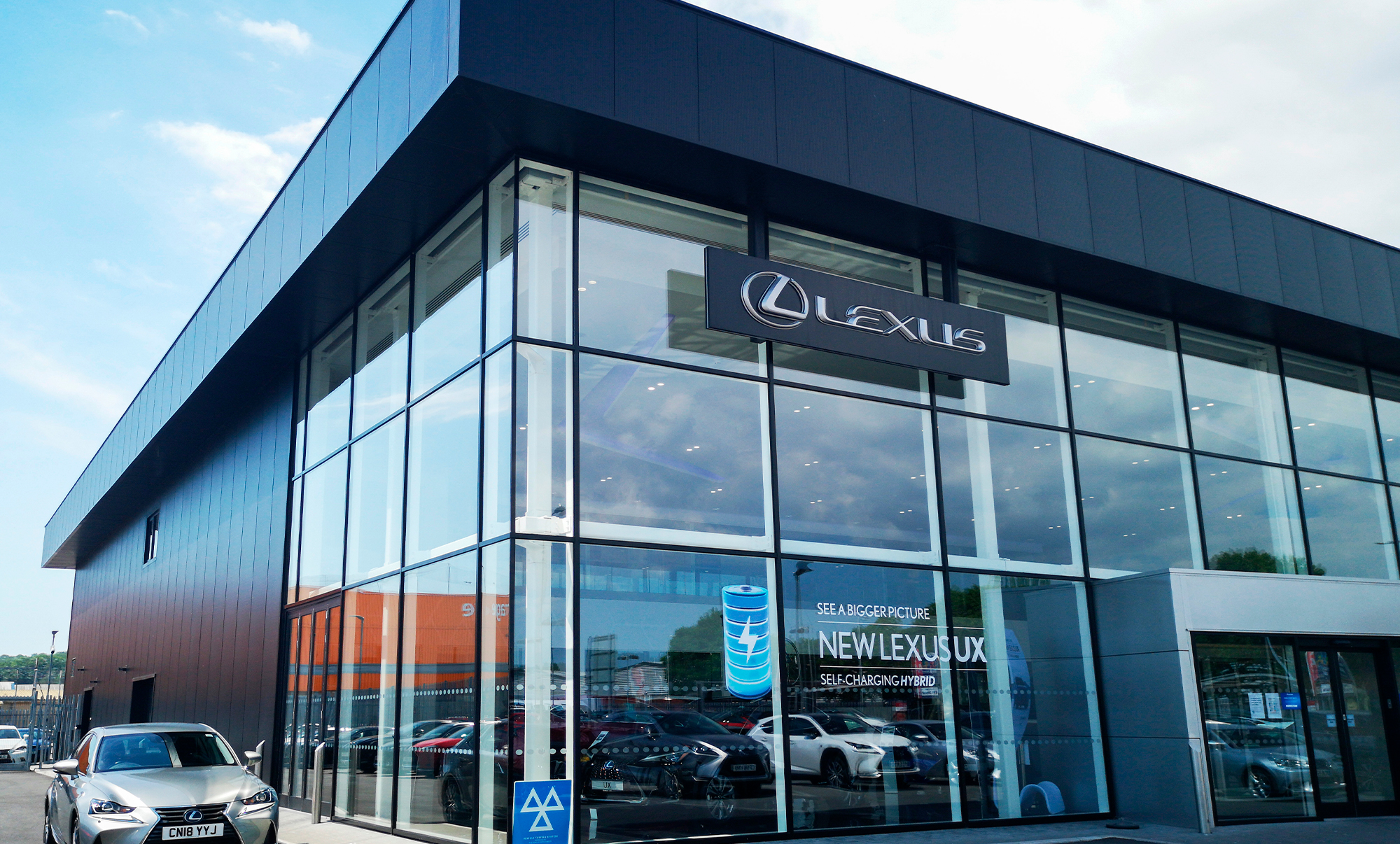 De derivada da Toyota a símbolo de sucesso: a história da Lexus - Reparador