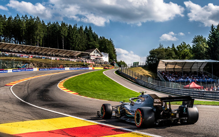 Eau Rouge: conheça a curva mais perigosa da Spa-Francorchamps - Reparador